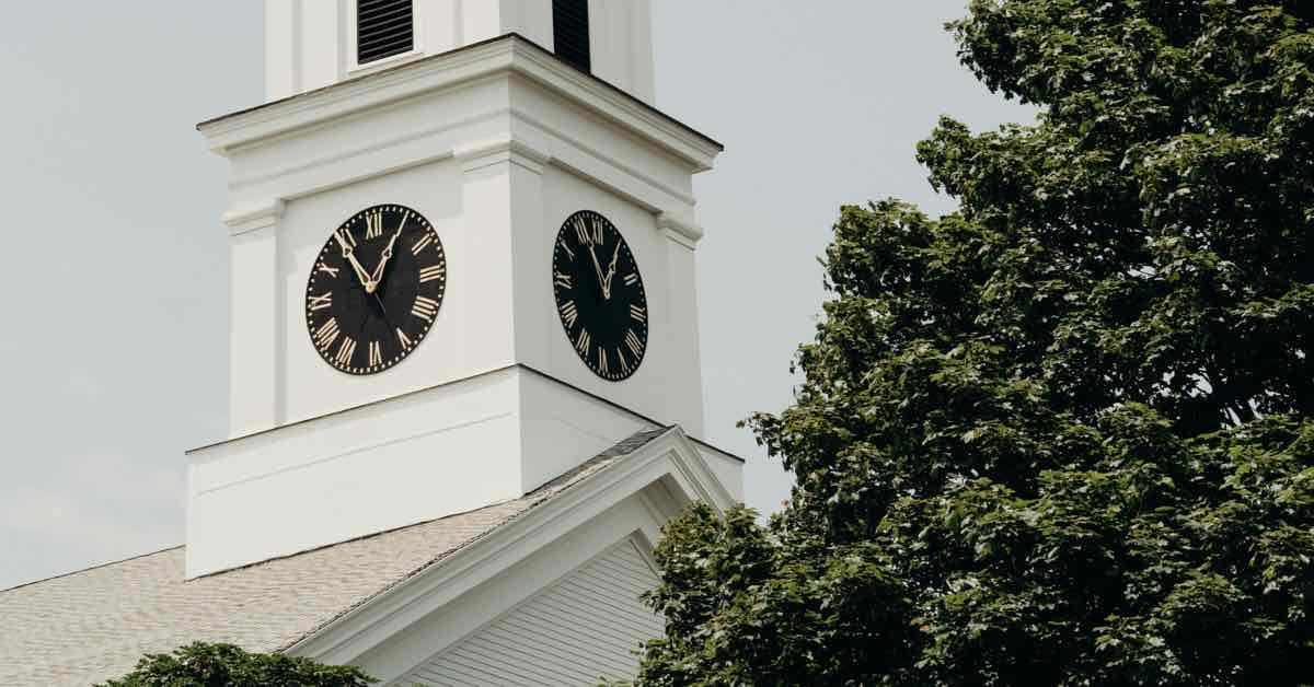 Q+A: What is the best day and time for a church service? | Church Revelance